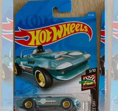 Hot wheels Corvette Grand sport roadster STH