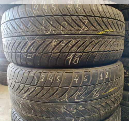 Goodyear UltraGrip 8 Performance 245/45 R18