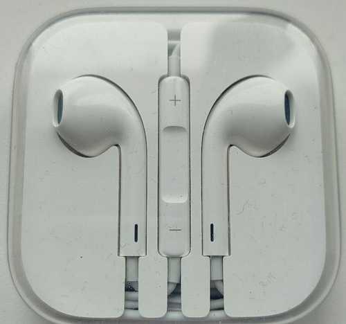 Проводные наушники Apple EarPods (3.5 mm) белый