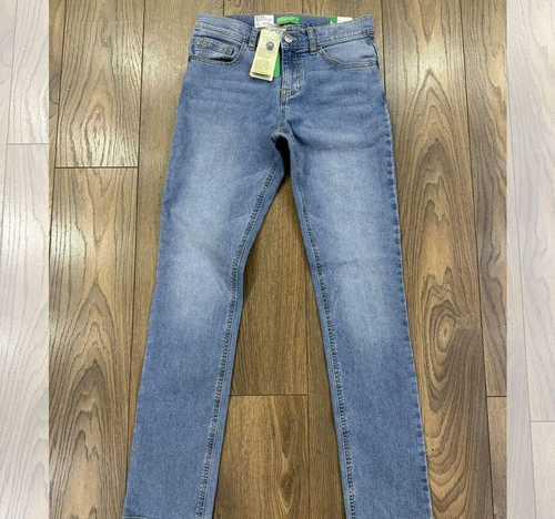Новые джинсы Benetton, р.152