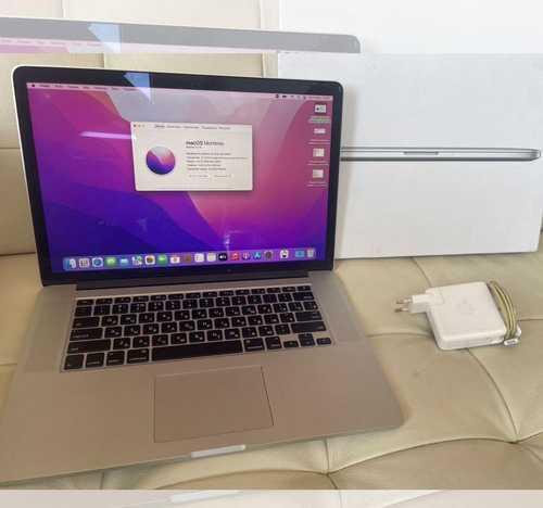 Apple Macbook Pro 15,4 2015 A1398