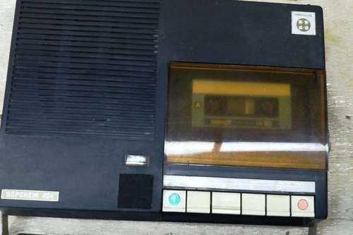 Воронеж 404 кассетный магнитофон 1977 года