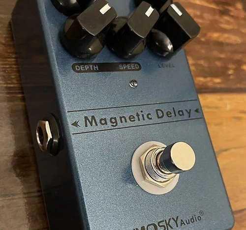 Гитарная педаль mosky magnetic delay