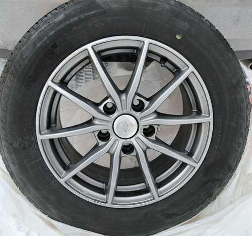 Bridgestone Blizzak Spike-01 195/60 R15