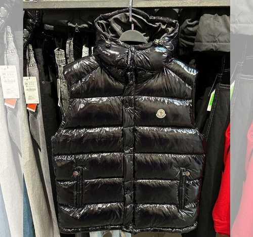 Жилетка moncler