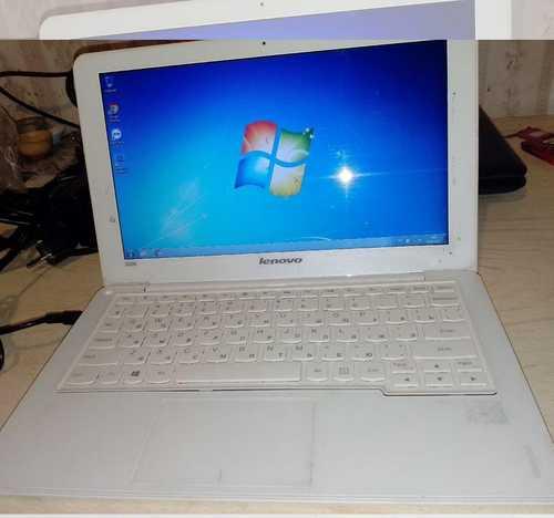 Продам нетбук Lenovo IdeaPad S206