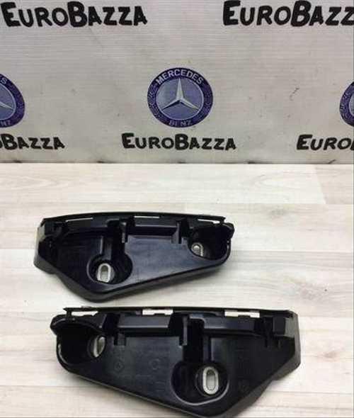 Кронштейн заднего бампера Mercedes W207