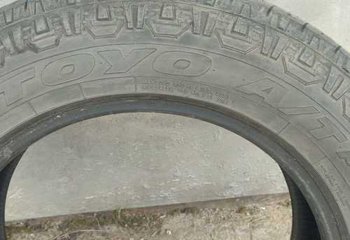 Toyo Open Country A/T 225/65 R17 102