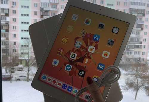 iPad Air 32гб LTE/симкарта