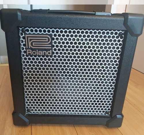 Гитарный комбоусилитель roland cube 15 xl