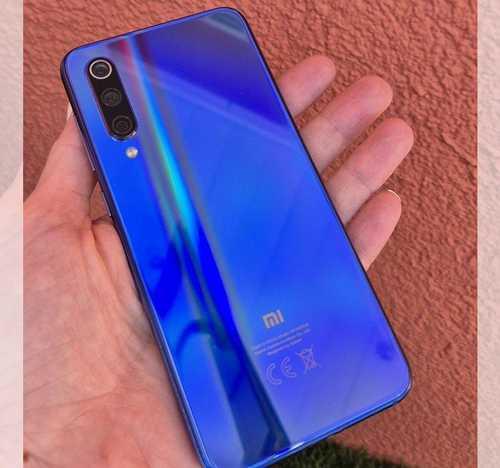 Xiaomi Mi 9 SE, 6/128 ГБ