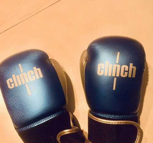 Боксерские перчатки clinch 6oz