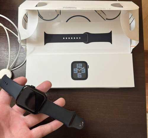 Часы apple watch se 44 mm 2023