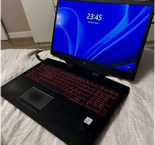 Игровой ноутбук HP omen 17-cb1002ur, i7, RTX 2060