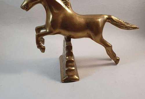 Статуэтка коня бронза латунь