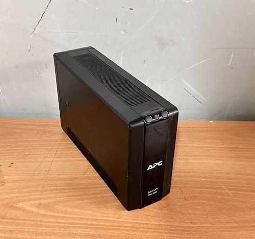 Ибп APC Back-UPS Pro 550 с АКБ