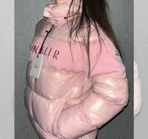 Пуховик moncler розовый