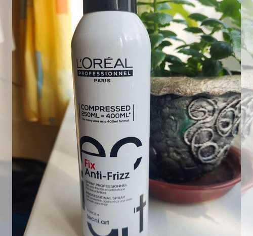 L'Oreal Fix anti-frize лак