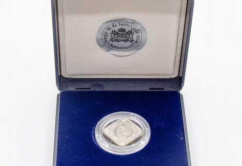 Памятная монета к коронации королевы Беатрикс