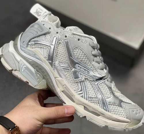 Balenciaga Runner