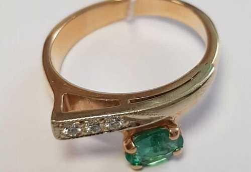 Золотое кольцо с бриллиантами и изумрудом (36340*