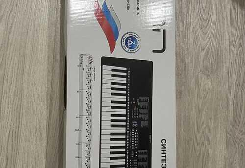 Синтезатор denn DEK547