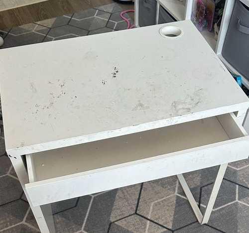Стол белый бу IKEA micke