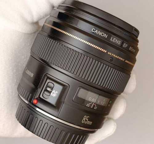 Canon EF 85mm f/1.8 USM Кенон 85мм 85