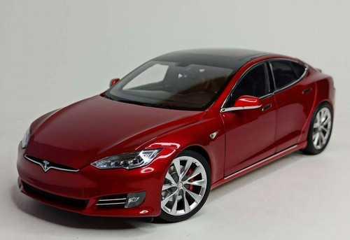 Tesla Model S Red 1:18 Дилерский