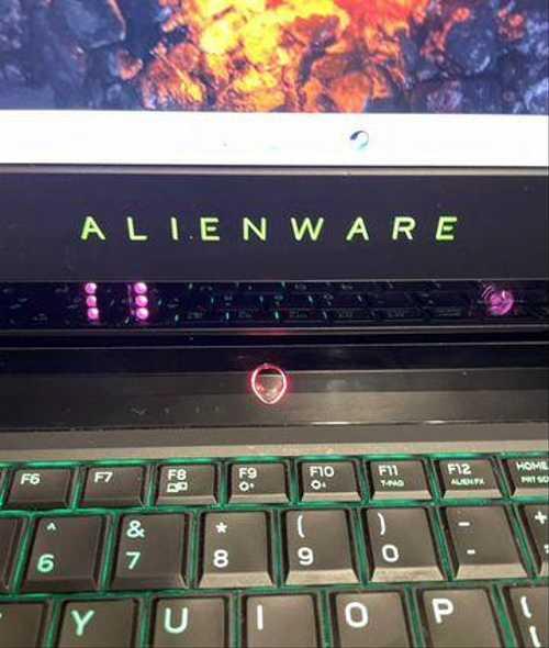 Alienware 17 r5 i7/1070/2k 120герц