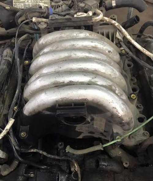 078133151CJ Коллектор впускной Audi