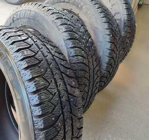 Bridgestone Ice Cruiser 7000 225/65 R17 106T