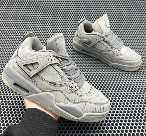 Кроссовки Nike Air Jordan 4 Retro Kaws