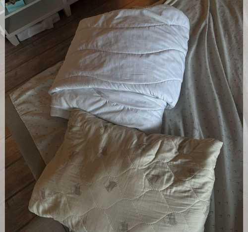 Подушка и одеяло IKEA