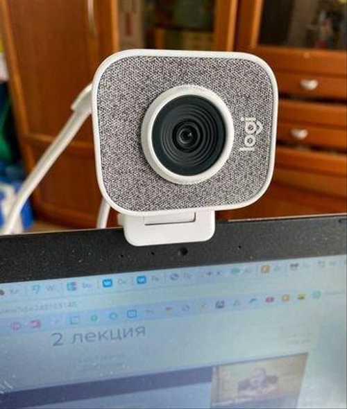 Веб-камера Logitech Full HD StreamCam