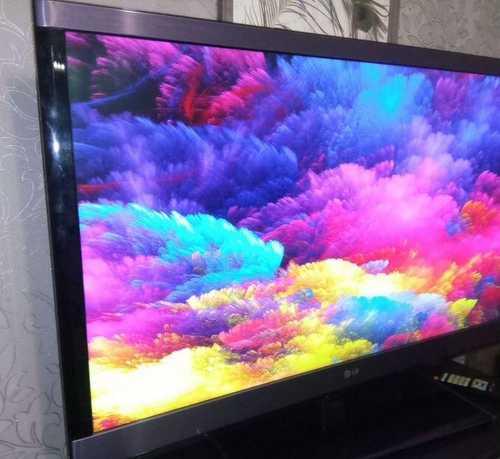 Телевизор LG 42 дюйма (106см)