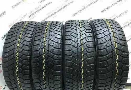 Kumho I'Zen Wis KW19 235/65 R17