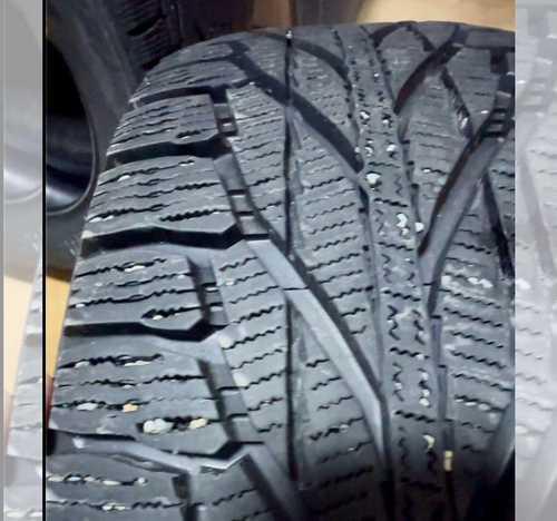 Nokian Tyres Hakkapeliitta R2 215/65 R16 100T