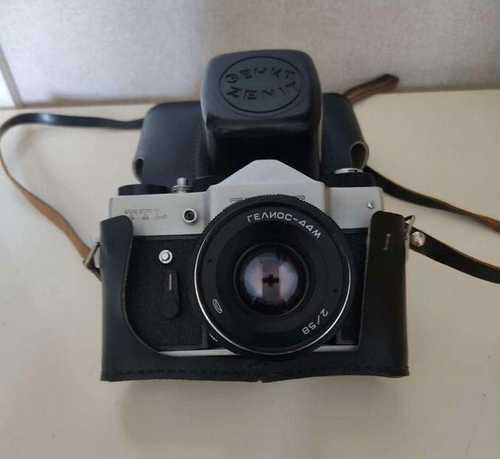 Пленочный фотоаппарат zenit TTL + unomat + экспоно