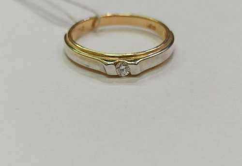 Золотое кольцо с бриллиантом 17р-р