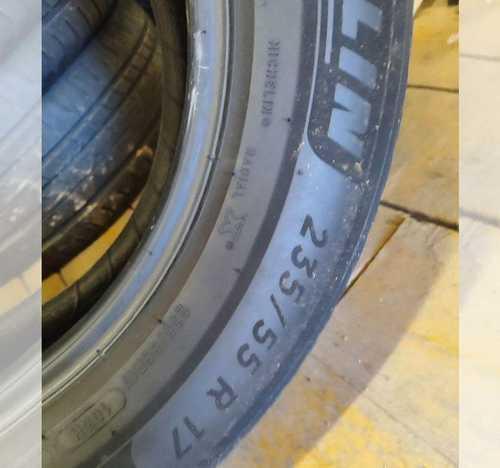 Michelin Pilot Alpin 5 235/55 R17