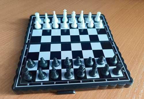 Шахматы и шашки магнитные дорожные