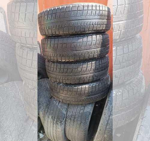 Bridgestone Blizzak Revo GZ 215/65 R16 98S