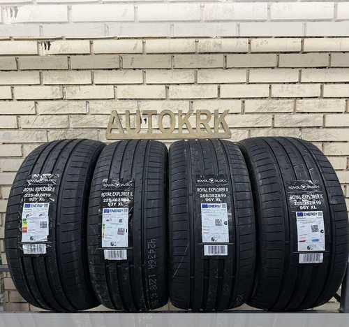 Royal Black Royal Explorer II 225/40 R19 и 255/35 R19 93Y