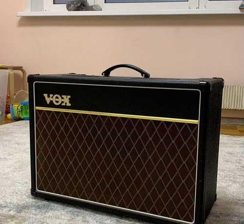 Ламповый комбоусилитель Vox AC15C1