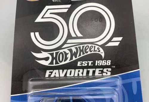 Hot Wheels 71 Datsun bluebird 510 wagon