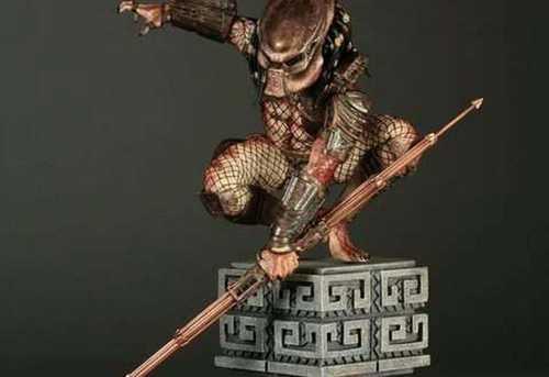 Predator 2 statue Sideshow