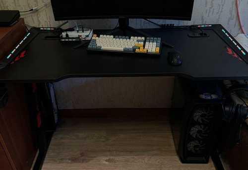 Компьютерный стол игровой RGB