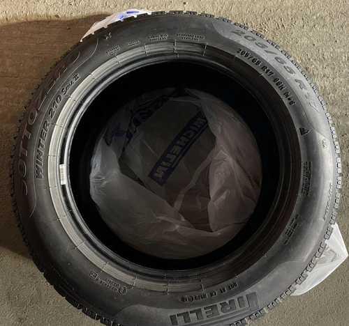 Pirelli Sottozero Winter 240 205/65 R17