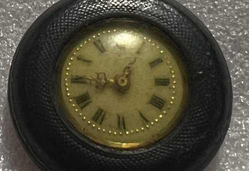 Старинные антикварные часы под реставрацию